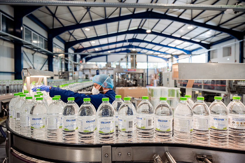 Theoni / Portfolio / Concept