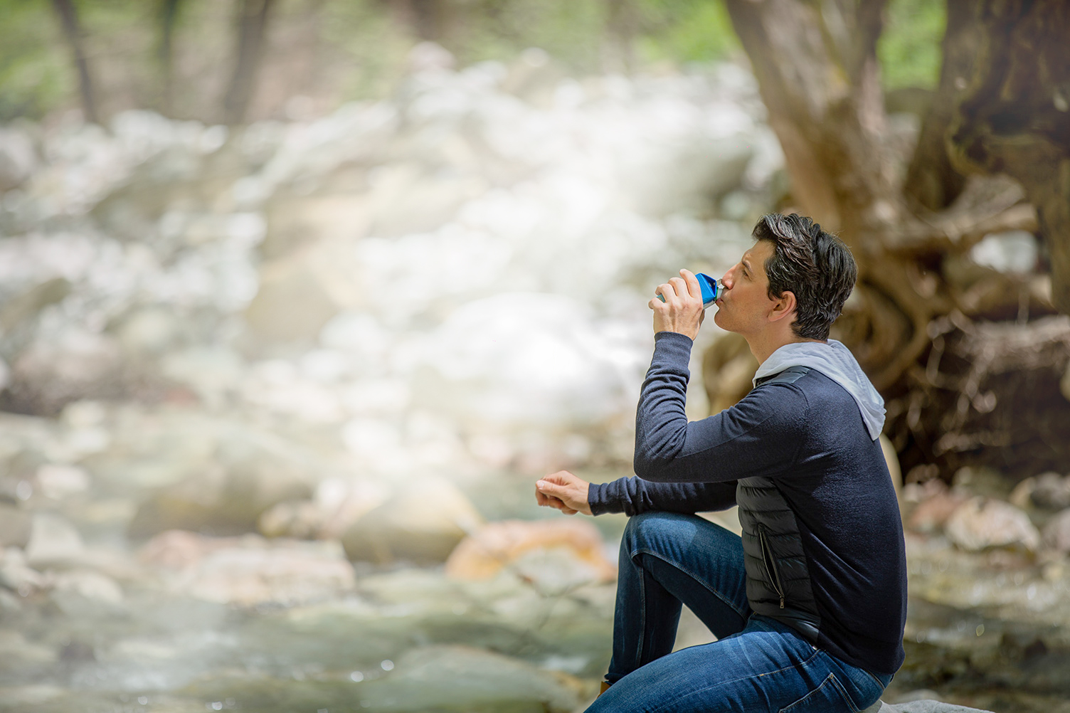 Theoni / Portfolio / Concept